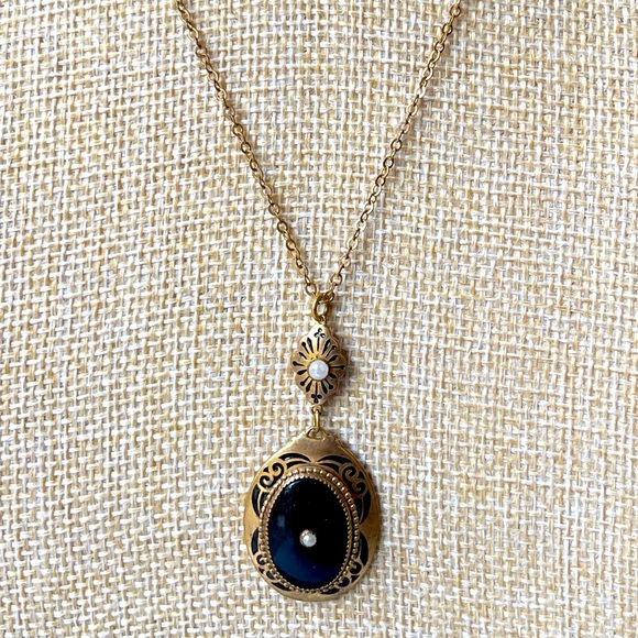 Vintage | Jewelry | Vintage Victorian Edwardian Gilt Onyx Or Whitby Jet ...